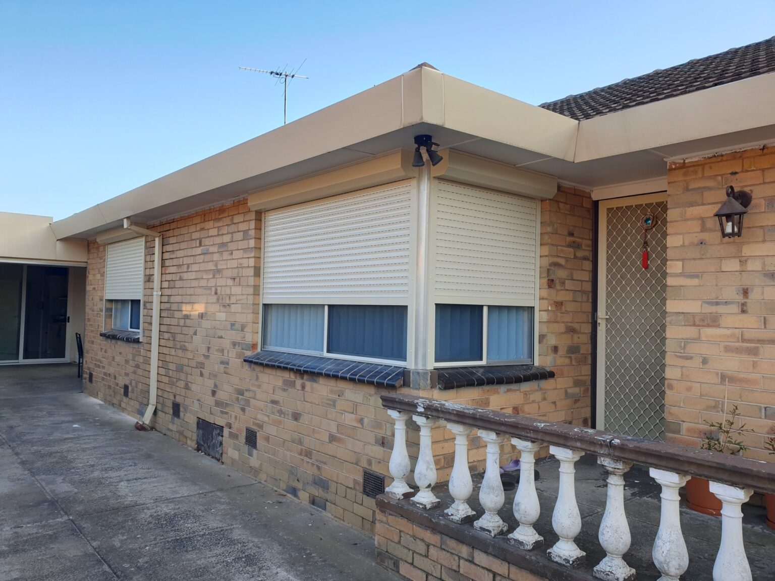 Roller Shutters Newport – SM Roller Shutters